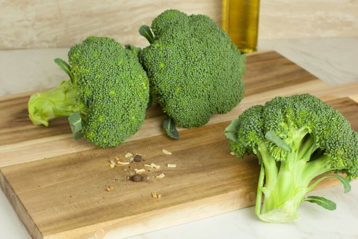 Broccoli Crowns | Paisanos Butcher Shop